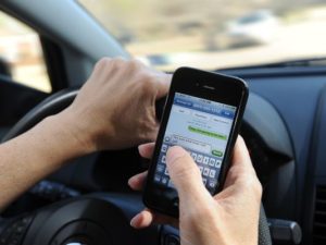 Governor Abbott Signs Into Law a Statewide Ban on Texting While Driving ...
